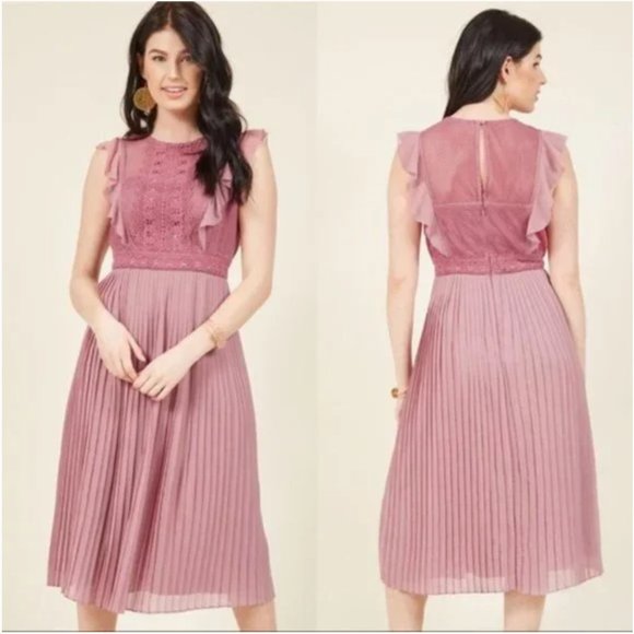 Modcloth | Dresses | Modcloth Pleated Midi Dress M | Poshmark